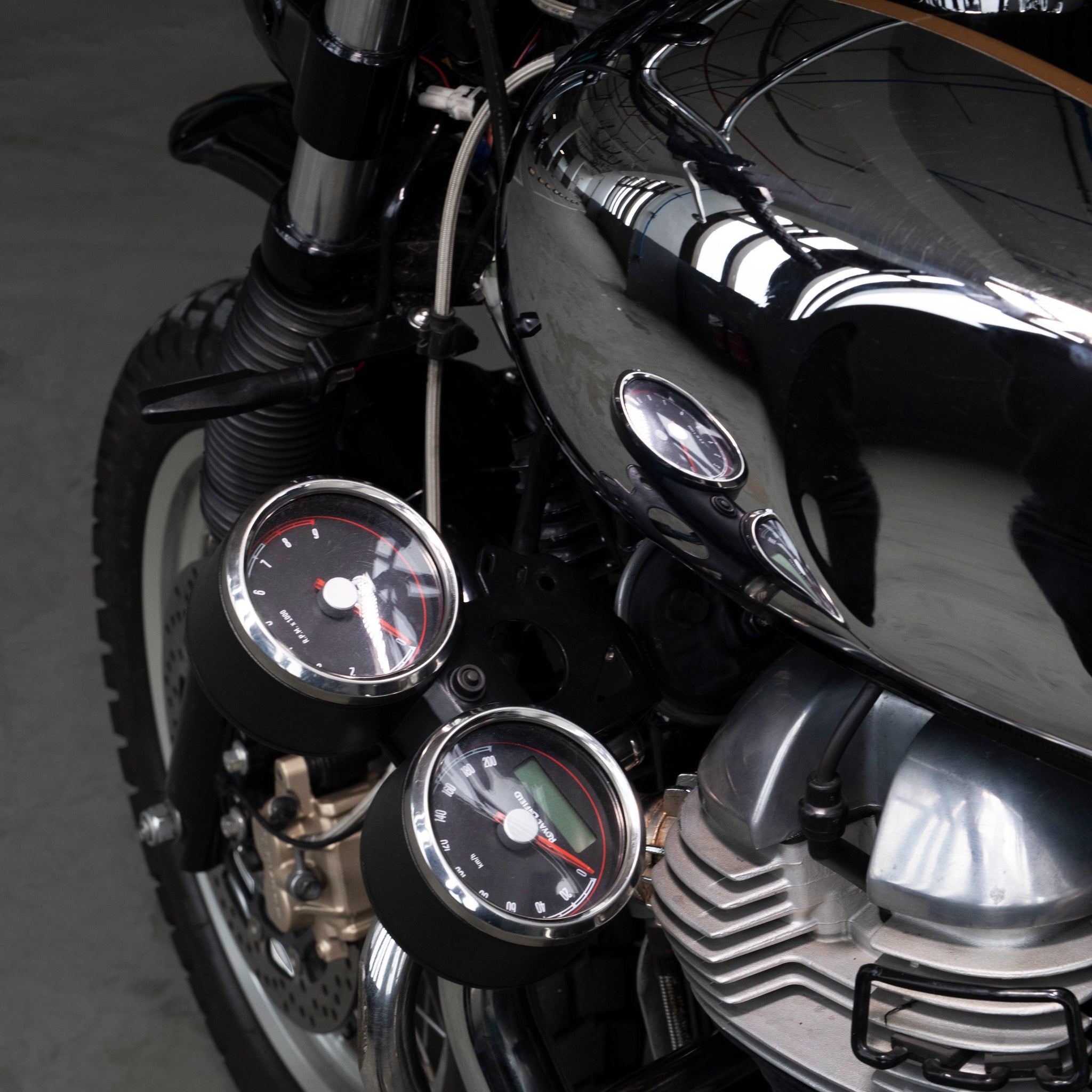 SPEEDO RELOCATION MOUNT for Royal Enfield Interceptor 650 & Continental ...